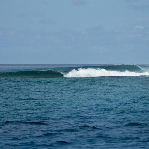Lohis Break - Maldives Waves | Surfatoll
